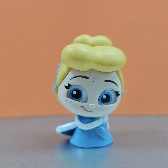 Disney | Toys | Series 2 Winter Princess Cinderella Disney Doorable ...